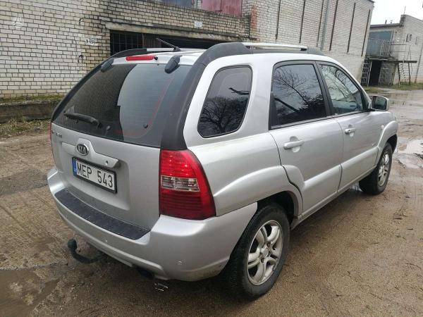 Серый Киа Sportage 2005 в Каунас, объемом двигателя 1.99 л и пробегом 219 тыс. км за 3400 €, фото 4 на AUTOMOTO.COM.LV