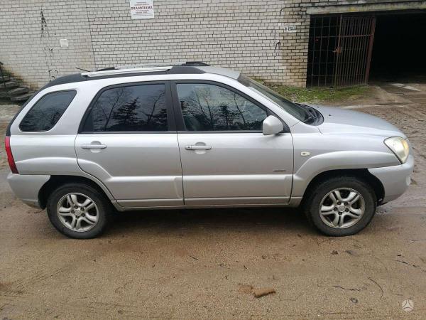 Серый Киа Sportage 2005 в Каунас, объемом двигателя 1.99 л и пробегом 219 тыс. км за 3400 €, фото 8 на AUTOMOTO.COM.LV