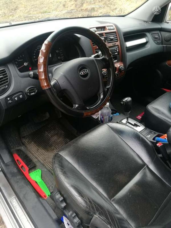 Серый Киа Sportage 2005 в Каунас, объемом двигателя 1.99 л и пробегом 219 тыс. км за 3400 €, фото 9 на AUTOMOTO.COM.LV