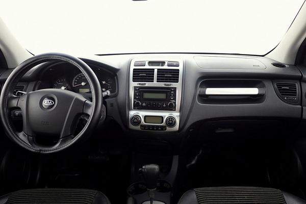 Киа Sportage 2005 в Таллин на AUTOMOTO.COM.LV Серый Киа Sportage 2005 в Таллин, объемом двигателя 2.00 л и пробегом 327 тыс. км за 1599 €, фото 6 на AUTOMOTO.COM.LV