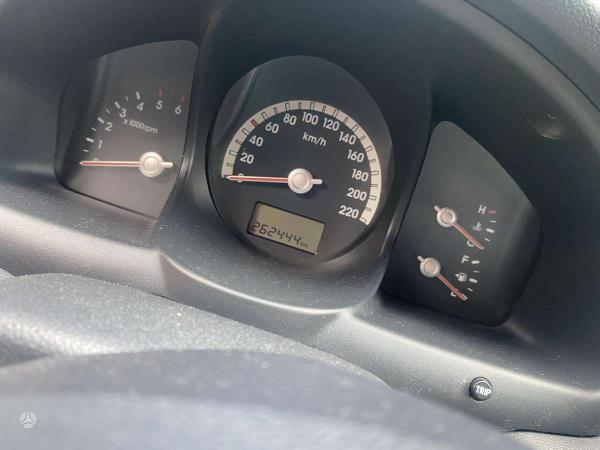 Pelēks Kia Sportage 2005 Viļņa, ar dzinēja tilpumu 1.99 L un nobraukumu 263 tūkst. km par 2500 €, foto 9 vietnē AUTOMOTO.COM.LV