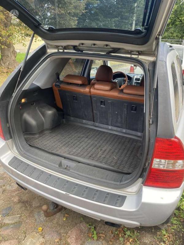 Pelēks Kia Sportage 2005 Viļņa, ar dzinēja tilpumu 1.99 L un nobraukumu 263 tūkst. km par 2500 €, foto 10 vietnē AUTOMOTO.COM.LV
