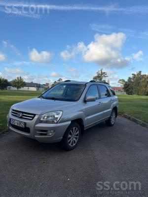 Серый Киа Sportage 2005 в Лиепая, объемом двигателя 2.00 л и пробегом 227 тыс. км за 1450 €, фото 1 на AUTOMOTO.COM.LV