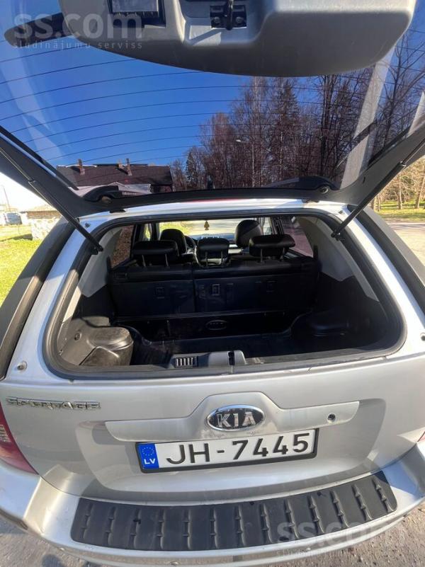 Серый Киа Sportage 2006 в Елгава, объемом двигателя 2.00 л и пробегом 213 тыс. км за 3500 €, фото 7 на AUTOMOTO.COM.LV