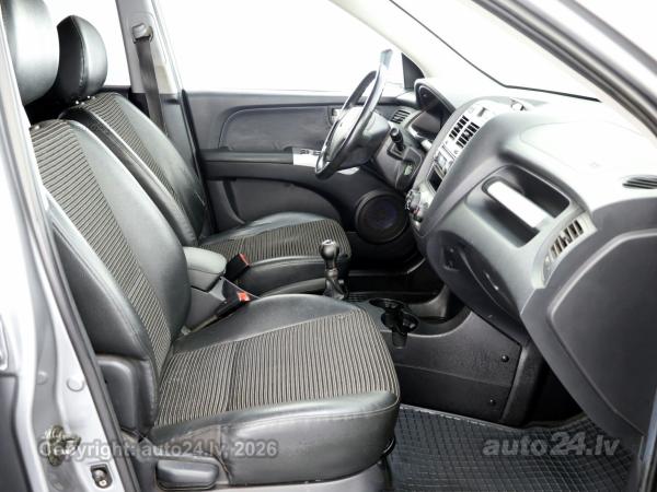 Серый Киа Sportage 2006 в Таллин, объемом двигателя 2.00 л и пробегом 139 тыс. км за 2499 €, фото 6 на AUTOMOTO.COM.LV