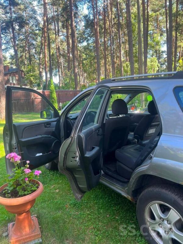 Серый Киа Sportage 2006 в Рига, объемом двигателя 1.90 л и пробегом 167 тыс. км за 1200 €, фото 6 на AUTOMOTO.COM.LV