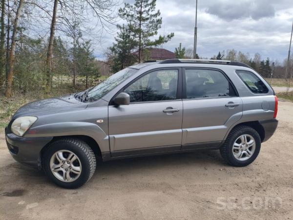Серый Киа Sportage 2006 в Резекне, объемом двигателя 2.00 л и пробегом 243 тыс. км за 2500 €, фото 4 на AUTOMOTO.COM.LV