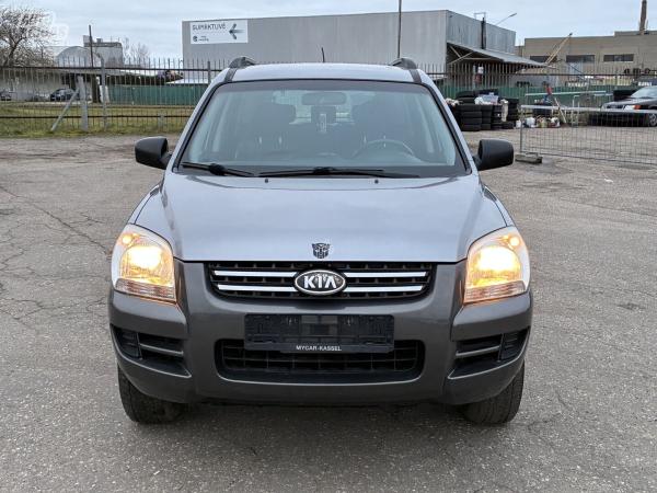 Pelēks Kia Sportage 2007 Marijampole, ar dzinēja tilpumu 2.00 L un nobraukumu 150 tūkst. km par 2550 €, foto 2 vietnē AUTOMOTO.COM.LV