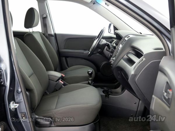 Серый Киа Sportage 2007 в Таллин, объемом двигателя 2.00 л и пробегом 176 тыс. км за 1799 €, фото 6 на AUTOMOTO.COM.LV