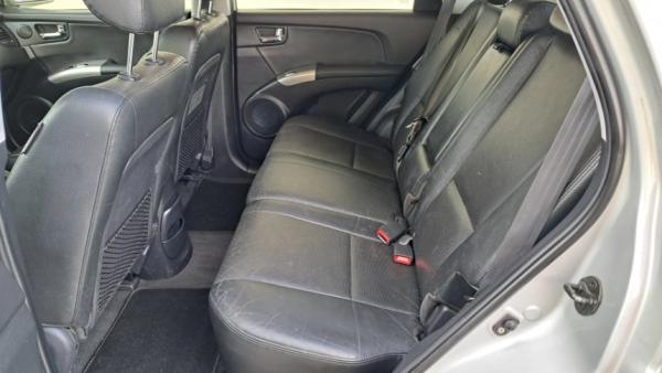 Pelēks Kia Sportage 2007 Rīga, ar dzinēja tilpumu 2.00 L un nobraukumu 234 tūkst. km par 4750 €, foto 5 vietnē AUTOMOTO.COM.LV