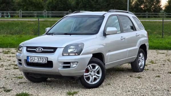 Pelēks Kia Sportage 2007 Jelgava, ar dzinēja tilpumu 2.00 L un nobraukumu 250 tūkst. km par 1850 €, foto 1 vietnē AUTOMOTO.COM.LV