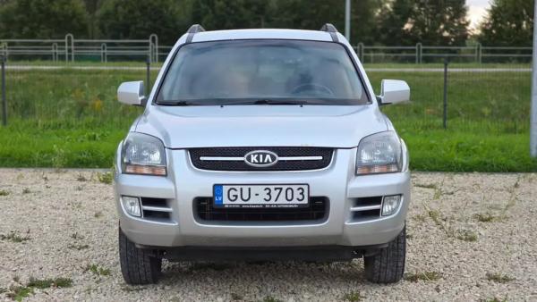 Pelēks Kia Sportage 2007 Jelgava, ar dzinēja tilpumu 2.00 L un nobraukumu 250 tūkst. km par 1850 €, foto 3 vietnē AUTOMOTO.COM.LV