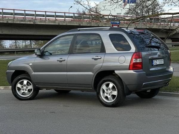 Серый Киа Sportage 2007 в Рига, объемом двигателя 2.00 л и пробегом 114 тыс. км за 1500 €, фото 3 на AUTOMOTO.COM.LV