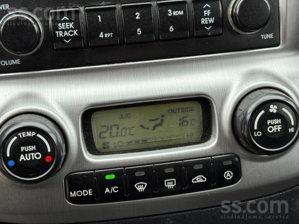 Pelēks Kia Sportage 2007 Rīga, ar dzinēja tilpumu 2.00 L un nobraukumu 305 tūkst. km par 2350 €, foto 10 vietnē AUTOMOTO.COM.LV