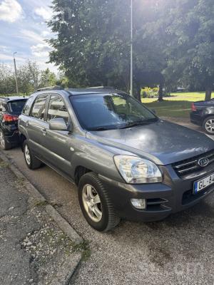 Grey Kia Sportage 2007 in Ventspils, with an engine capacity of 2.00 L and mileage of 262 thousand km for 2750 €, photo  on AUTOMOTO.COM.LV