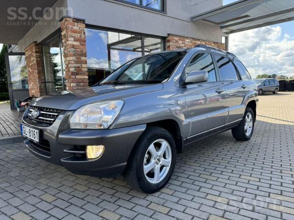 Grey Kia Sportage 2007 in Talsi, with an engine capacity of 2.00 L and mileage of 186 thousand km for 3600 €, photo 5 on AUTOMOTO.COM.LV