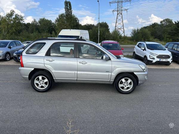 Kia Sportage 2007 Viļņa vietnē Pelēks Kia Sportage 2007 Viļņa, ar dzinēja tilpumu 1.98 L un nobraukumu 299 tūkst. km par 1650 €, foto 3 vietnē AUTOMOTO.COM.LV