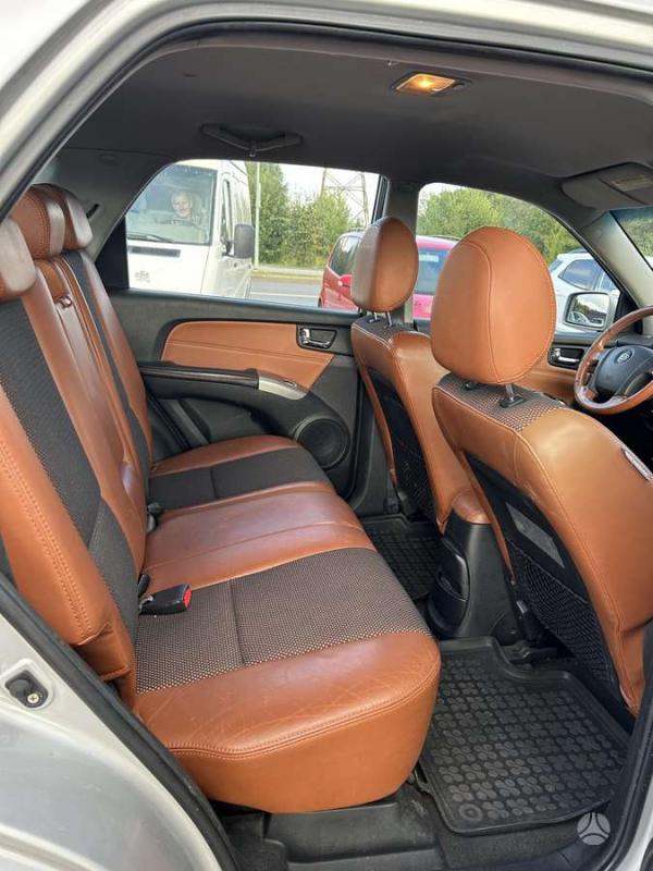 Kia Sportage 2007 Viļņa vietnē Pelēks Kia Sportage 2007 Viļņa, ar dzinēja tilpumu 1.98 L un nobraukumu 299 tūkst. km par 1650 €, foto 9 vietnē AUTOMOTO.COM.LV