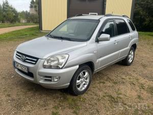 Pelēks Kia Sportage 2007 Rēzekne, ar dzinēja tilpumu 2.00 L un nobraukumu 270 tūkst. km par 1500 €, foto  vietnē AUTOMOTO.COM.LV