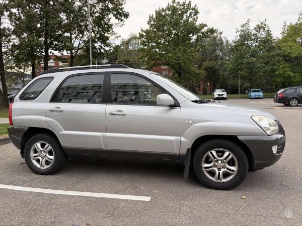 Pelēks Kia Sportage 2007 Kauņa, ar dzinēja tilpumu 1.99 L un nobraukumu 243 tūkst. km par 2950 €, foto 3 vietnē AUTOMOTO.COM.LV