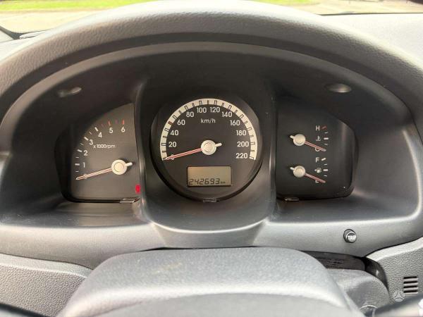 Pelēks Kia Sportage 2007 Kauņa, ar dzinēja tilpumu 1.99 L un nobraukumu 243 tūkst. km par 2950 €, foto 7 vietnē AUTOMOTO.COM.LV