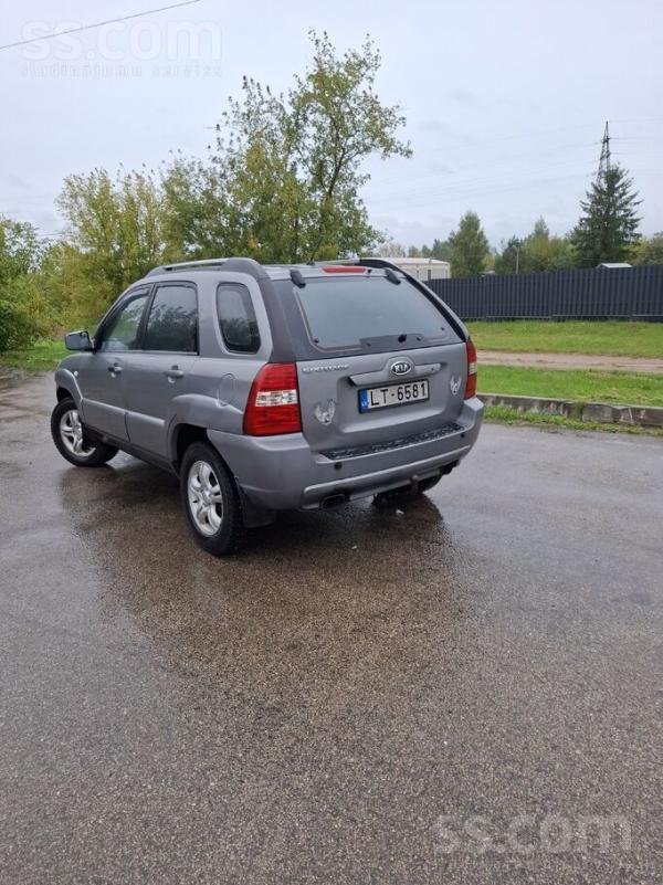 Pelēks Kia Sportage 2007 Rēzekne, ar dzinēja tilpumu 2.00 L un nobraukumu 242 tūkst. km par 2000 €, foto 4 vietnē AUTOMOTO.COM.LV
