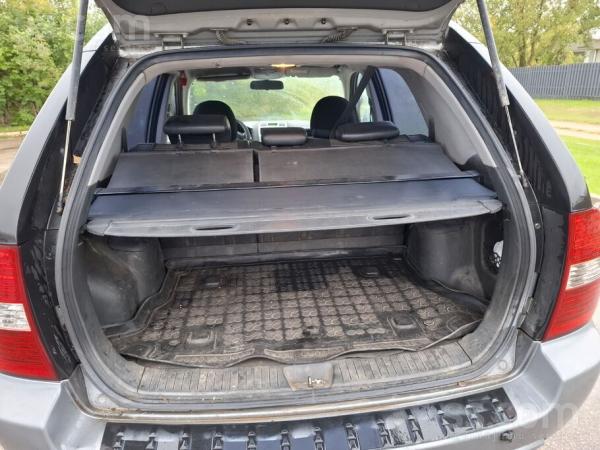 Pelēks Kia Sportage 2007 Rēzekne, ar dzinēja tilpumu 2.00 L un nobraukumu 242 tūkst. km par 2000 €, foto 8 vietnē AUTOMOTO.COM.LV
