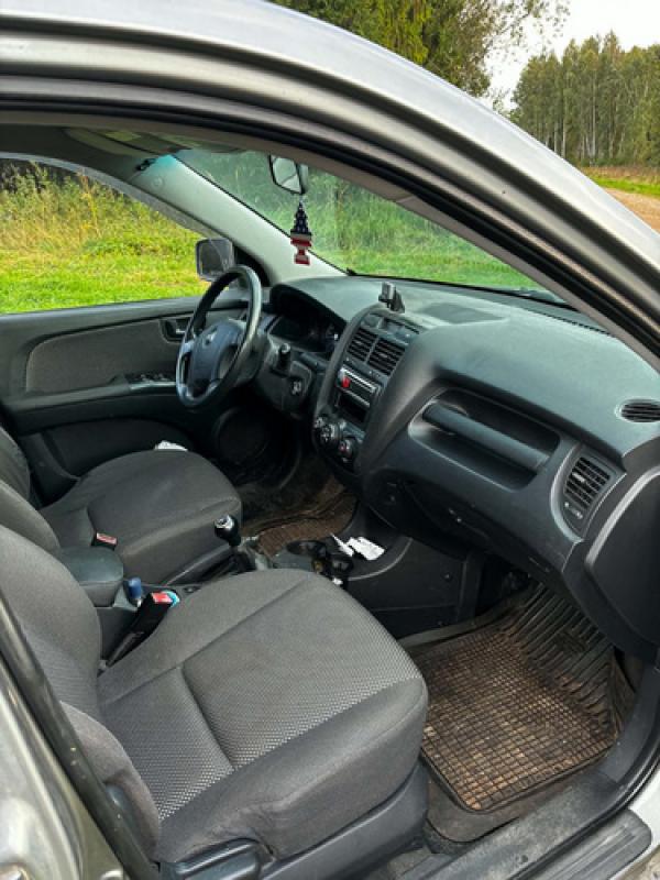 Серый Киа Sportage 2007 в Тарту, объемом двигателя 2.00 л и пробегом 238 тыс. км за 1300 €, фото 6 на AUTOMOTO.COM.LV