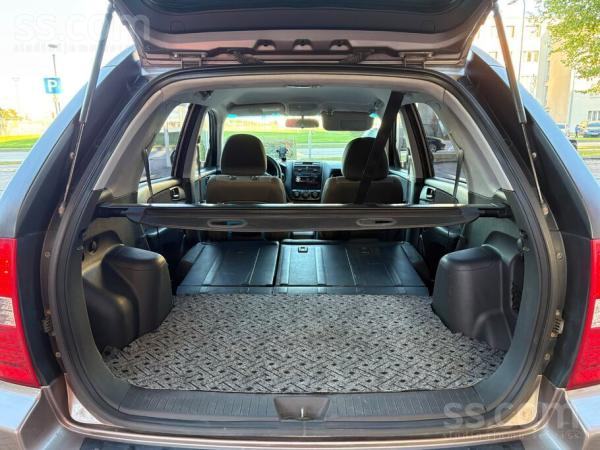 Pelēks Kia Sportage 2007 Ventspils, ar dzinēja tilpumu 2.00 L un nobraukumu 224 tūkst. km par 2099 €, foto 8 vietnē AUTOMOTO.COM.LV