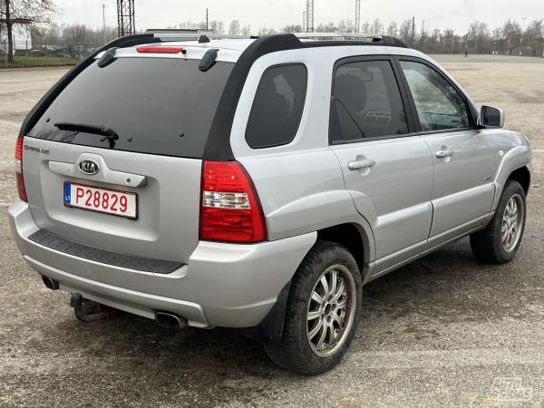 Pelēks Kia Sportage 2008 Marijampole, ar dzinēja tilpumu 2.00 L un nobraukumu 158 tūkst. km par 3250 €, foto 5 vietnē AUTOMOTO.COM.LV