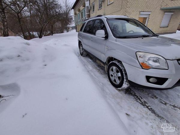 Grey Kia Sportage 2008 in Ukmerge, with an engine capacity of 2.00 L and mileage of 179 thousand km for 2200 €, photo 2 on AUTOMOTO.COM.LV