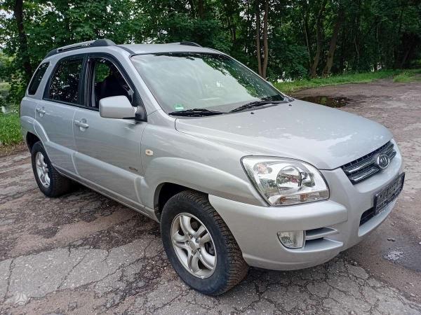 Grey Kia Sportage 2008 in Kaunas, with an engine capacity of 1.99 L and mileage of 170 thousand km for 3850 €, photo 3 on AUTOMOTO.COM.LV
