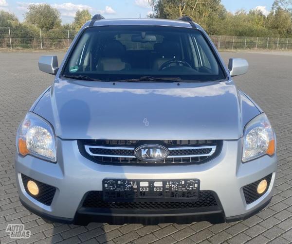 Kia Sportage 2009 in Marijampole on AUTOMOTO.COM.LV Grey Kia Sportage 2009 in Marijampole, with an engine capacity of 2.00 L and mileage of 184 thousand km for 4350 €, photo 6 on AUTOMOTO.COM.LV