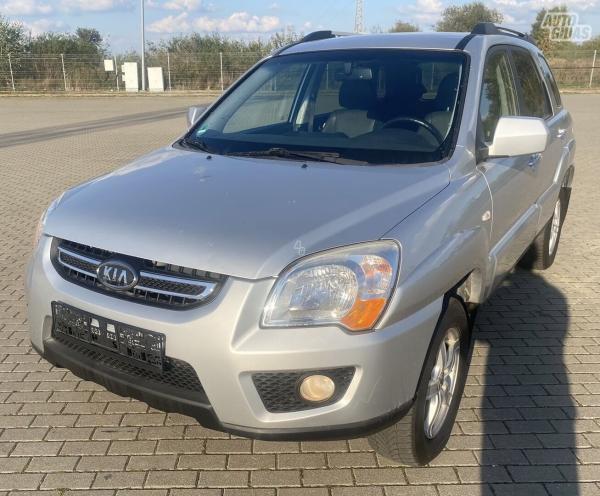 Kia Sportage 2009 in Marijampole on AUTOMOTO.COM.LV Grey Kia Sportage 2009 in Marijampole, with an engine capacity of 2.00 L and mileage of 184 thousand km for 4350 €, photo 8 on AUTOMOTO.COM.LV