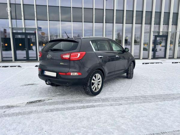 Pelēks Kia Sportage 2010 Viļņa, ar dzinēja tilpumu 1.70 L un nobraukumu 214 tūkst. km par 6200 €, foto 4 vietnē AUTOMOTO.COM.LV