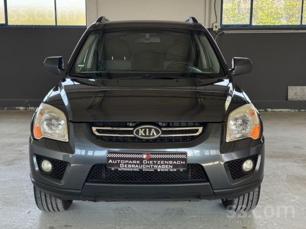 Серый Киа Sportage 2010 в Огре, объемом двигателя 2.00 л и пробегом 178 тыс. км за 4999 €, фото 2 на AUTOMOTO.COM.LV