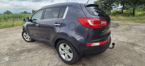 Pelēks Kia Sportage 2010 Kaišiadorys, ar dzinēja tilpumu 1.69 L un nobraukumu 256 tūkst. km par 6500 €, foto 2 vietnē AUTOMOTO.COM.LV