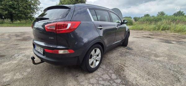 Pelēks Kia Sportage 2010 Kaišiadorys, ar dzinēja tilpumu 1.69 L un nobraukumu 256 tūkst. km par 6500 €, foto 3 vietnē AUTOMOTO.COM.LV