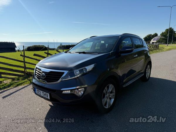 Grey Kia Sportage 2010 in Tallinn, with an engine capacity of 1.60 L and mileage of 171 thousand km for 4000 €, photo 2 on AUTOMOTO.COM.LV