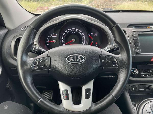 Pelēks Kia Sportage 2010 Ukmergė, ar dzinēja tilpumu 2.00 L un nobraukumu 207 tūkst. km par 5600 €, foto 11 vietnē AUTOMOTO.COM.LV