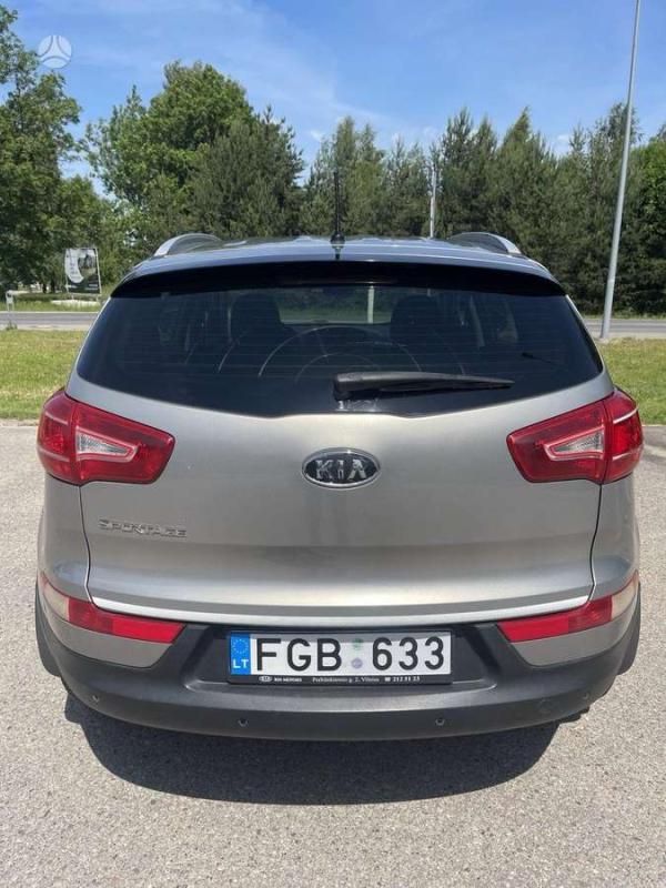 Pelēks Kia Sportage 2011 Viļņa, ar dzinēja tilpumu 1.59 L un nobraukumu 168 tūkst. km par 5800 €, foto 9 vietnē AUTOMOTO.COM.LV