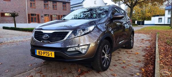 Grey Kia Sportage 2011 in Kaunas, with an engine capacity of 1.60 L and mileage of 160 thousand km for 6500 €, photo 1 on AUTOMOTO.COM.LV
