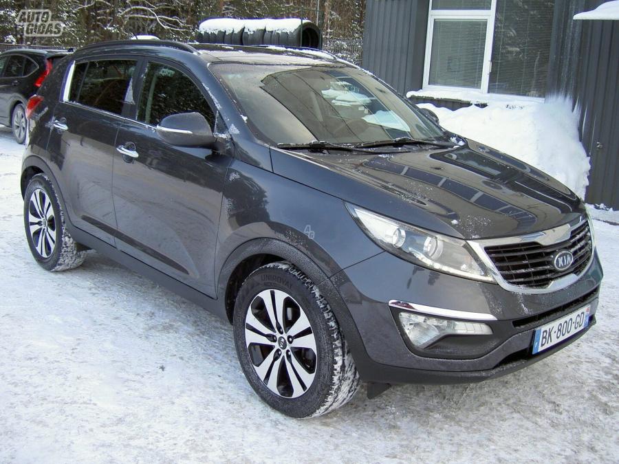 Pelēks Kia Sportage 2011 Viļņa, ar dzinēja tilpumu 1.70 L un nobraukumu 191 tūkst. km par 6299 €, foto 3 vietnē AUTOMOTO.COM.LV