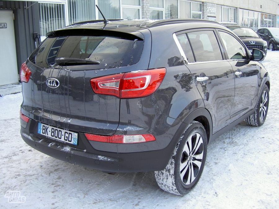 Pelēks Kia Sportage 2011 Viļņa, ar dzinēja tilpumu 1.70 L un nobraukumu 191 tūkst. km par 6299 €, foto 5 vietnē AUTOMOTO.COM.LV