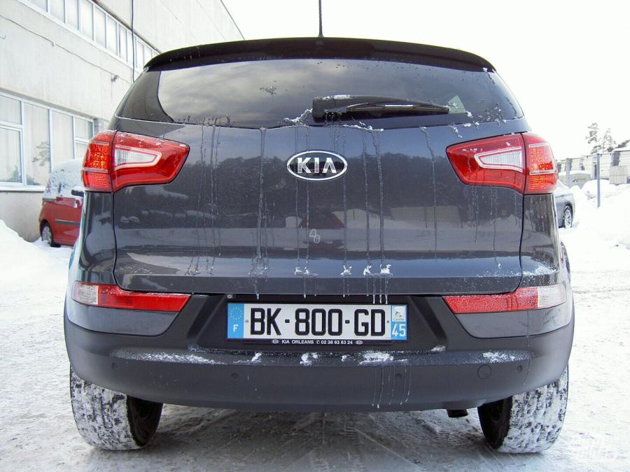 Pelēks Kia Sportage 2011 Viļņa, ar dzinēja tilpumu 1.70 L un nobraukumu 191 tūkst. km par 6299 €, foto 6 vietnē AUTOMOTO.COM.LV