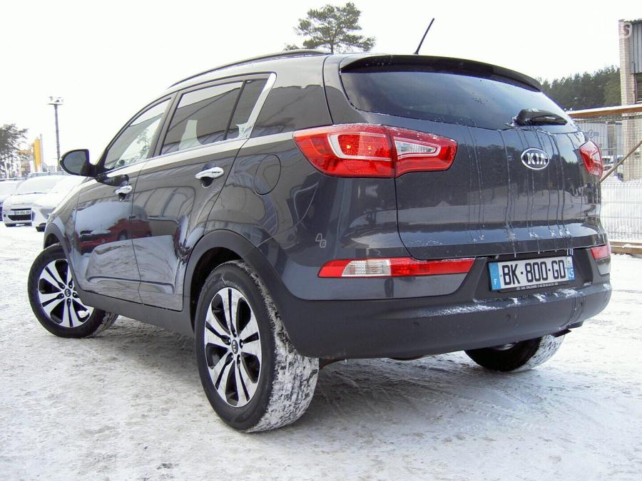 Pelēks Kia Sportage 2011 Viļņa, ar dzinēja tilpumu 1.70 L un nobraukumu 191 tūkst. km par 6299 €, foto 7 vietnē AUTOMOTO.COM.LV