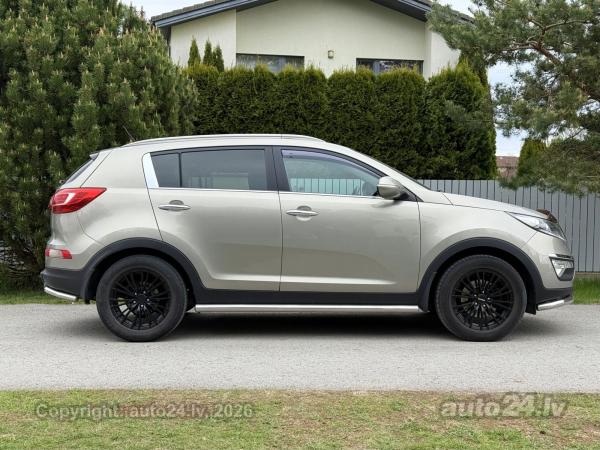Серый Киа Sportage 2011 в Таллин, объемом двигателя 2.00 л и пробегом 161 тыс. км за 7995 €, фото 8 на AUTOMOTO.COM.LV