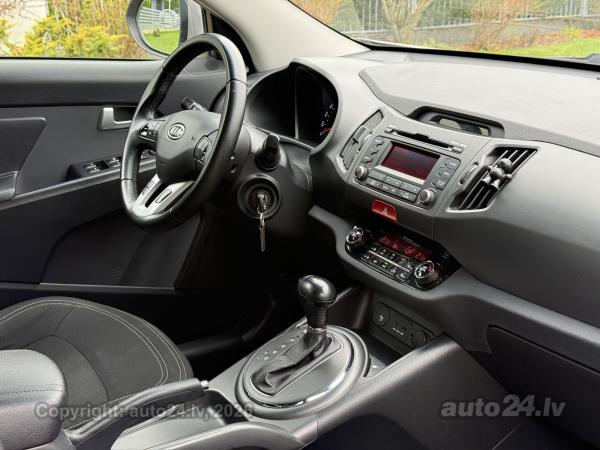 Серый Киа Sportage 2011 в Таллин, объемом двигателя 2.00 л и пробегом 161 тыс. км за 7995 €, фото 9 на AUTOMOTO.COM.LV