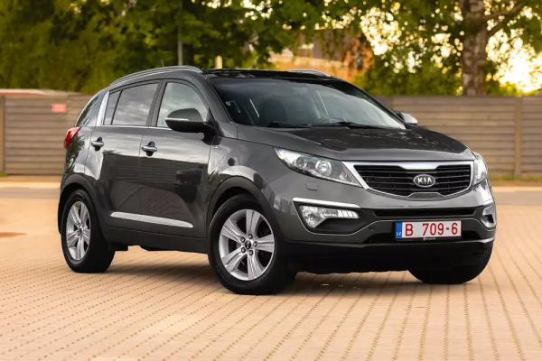 Pelēks Kia Sportage 2011 Jelgava, ar dzinēja tilpumu 2.00 L un nobraukumu 234 tūkst. km par 7900 €, foto 2 vietnē AUTOMOTO.COM.LV