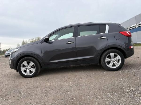 Серый Киа Sportage 2011 в Даугавпилс, объемом двигателя 1.70 л и пробегом 224 тыс. км за 7250 €, фото 2 на AUTOMOTO.COM.LV